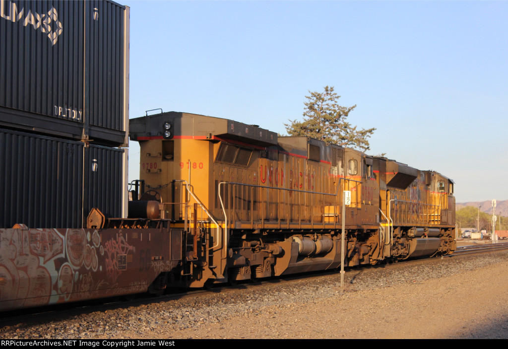 Union Pacific Stack Train at Tehachapi